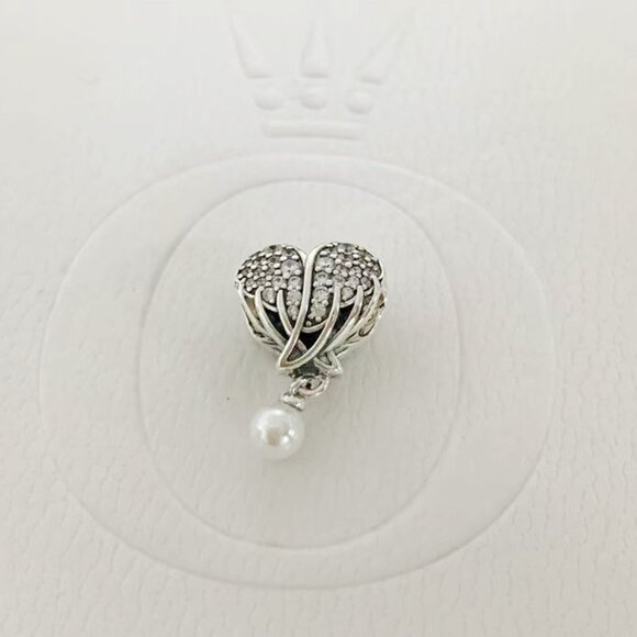 Pandora | Jewelry | Pandora Sparkling Angel Wings Heart Charm | Poshmark